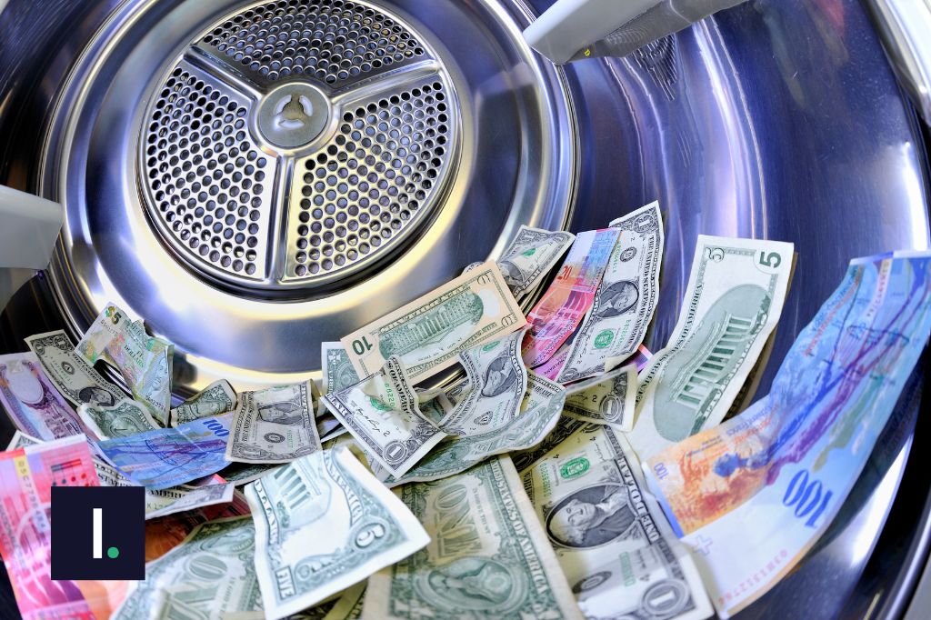 How Does Money Laundering Work? - Learnsignal